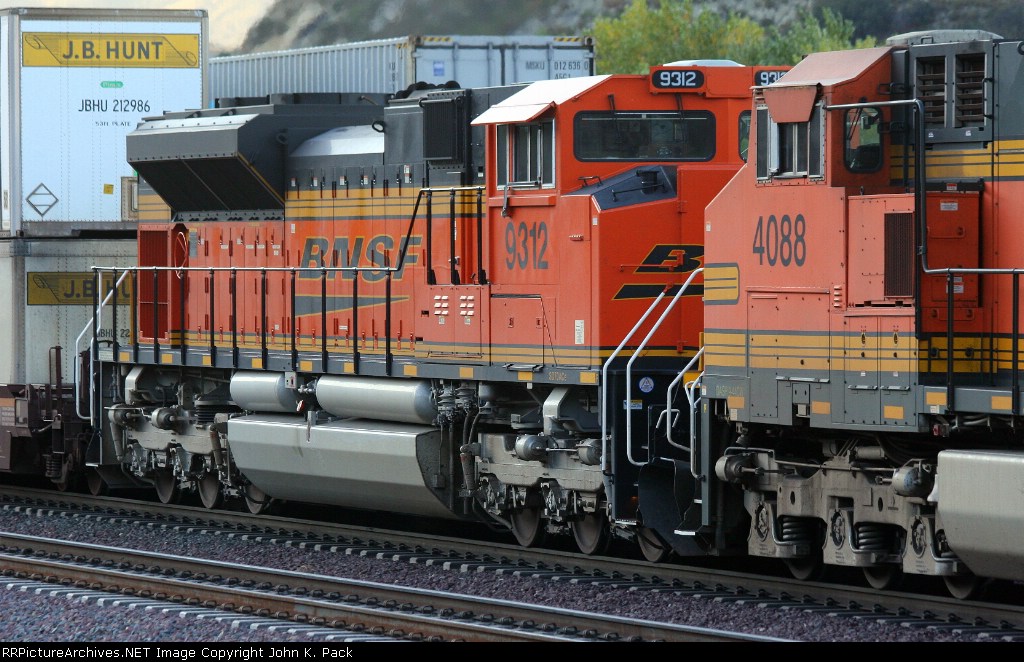 BNSF 9312